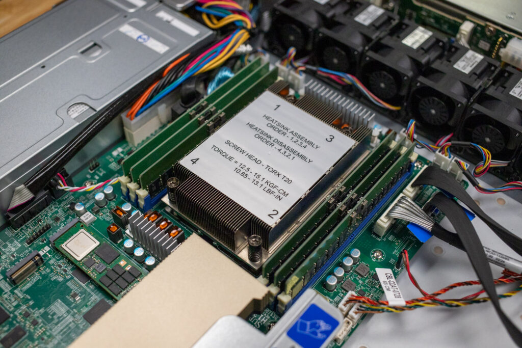 Supermicro Server AS-1115SV-WTNRT Sunucu EPYC 8004 Server ...